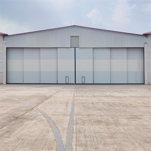 Aircraft Hangar Doors | Sliding Aircraft Hangar Doors | Aircraft Hangar ...